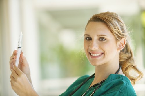 Pros and Cons of Becoming a CNA « CareersWiki.com